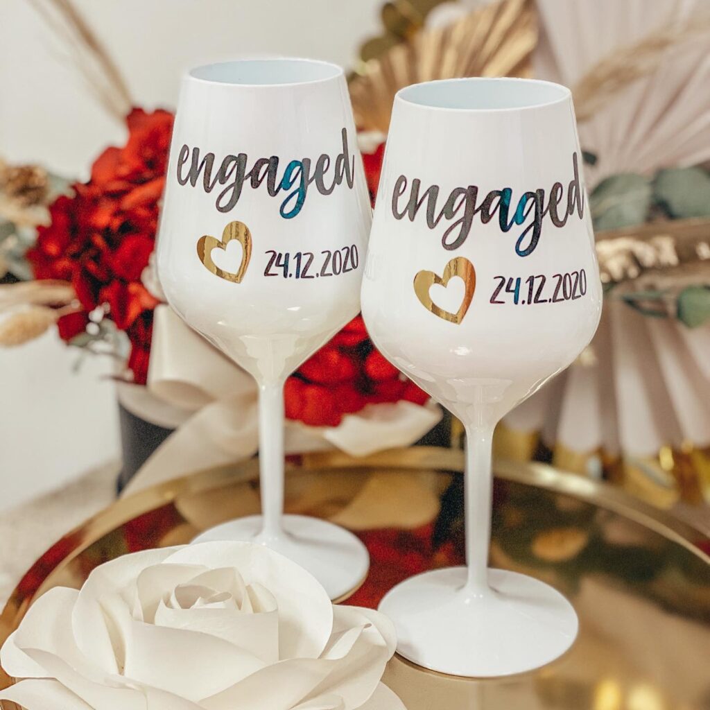 Personaalne pokaal 470ml "Engaged" - Happy Vibes